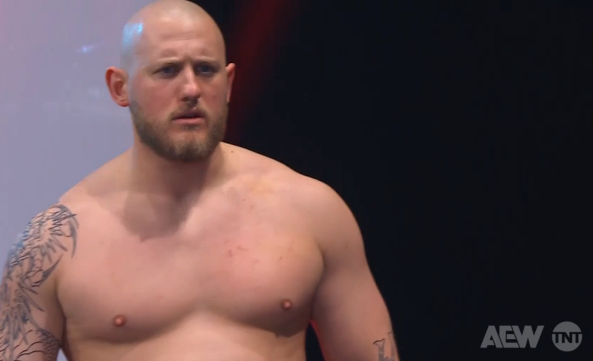 Gabe Kidd se presenta en AEW Collision con un triunfo sobre The Butcher